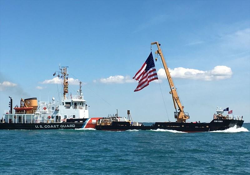 BRISTOL BAY - Vesseljoin