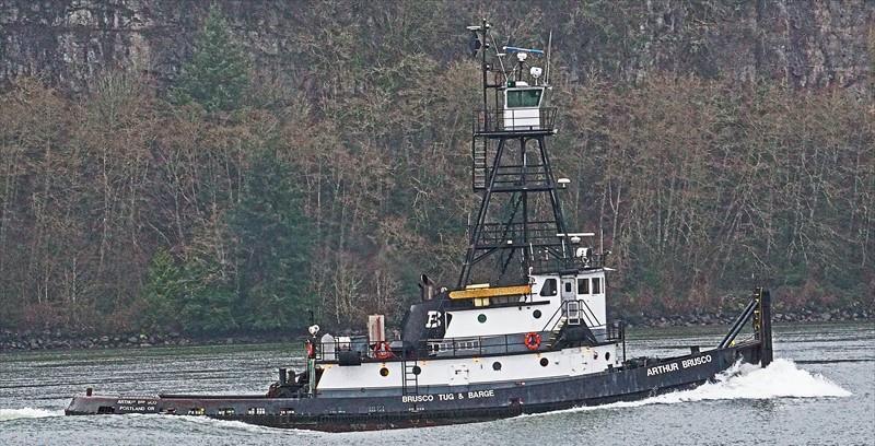 ARTHUR BRUSCO - Vesseljoin