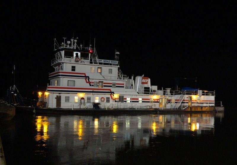 CAPT GERALD BOGGS - Vesseljoin