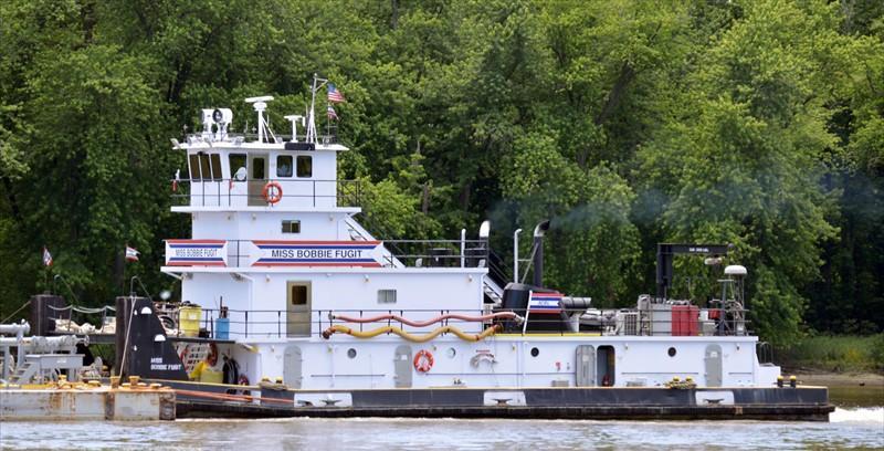 MISS BOBBIE FUGIT - Vesseljoin