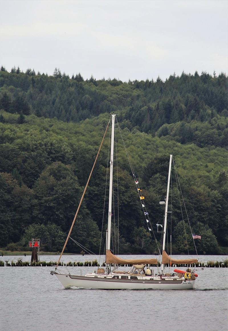 JULIA MAX - Vesseljoin