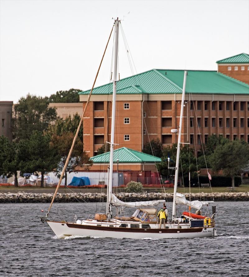 JULIA MAX - Vesseljoin