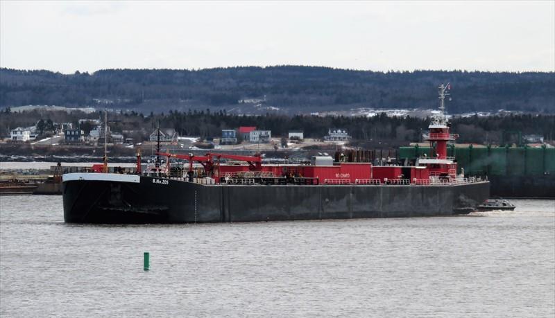 LINDA LEE BOUCHARD - Vesseljoin