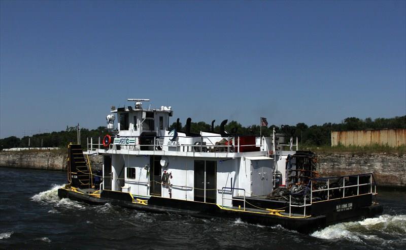 CHICAGO WARRIOR - Vesseljoin