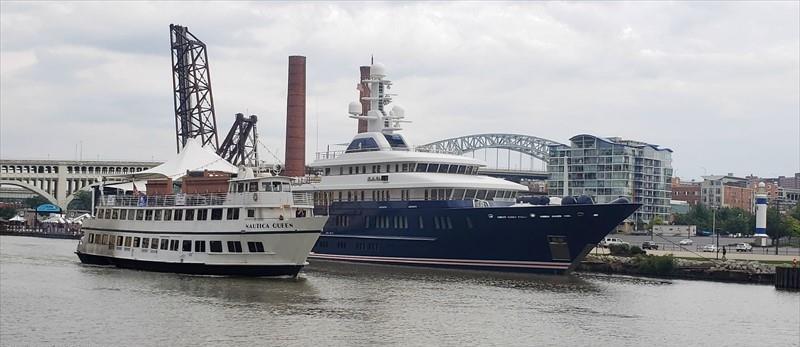 NAUTICA QUEEN - Vesseljoin