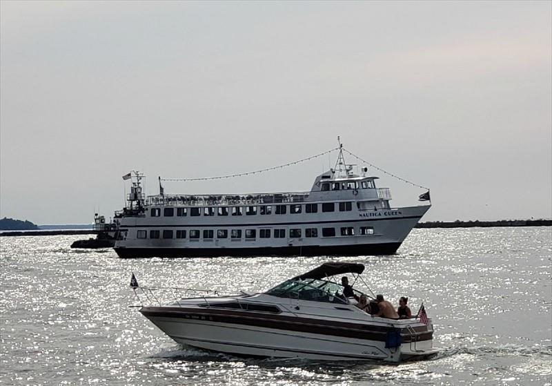 NAUTICA QUEEN - Vesseljoin