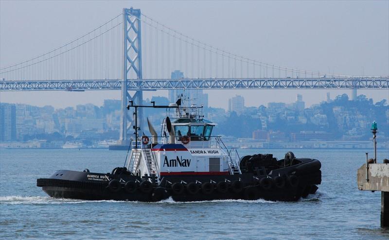 SANDRA HUGH - Vesseljoin