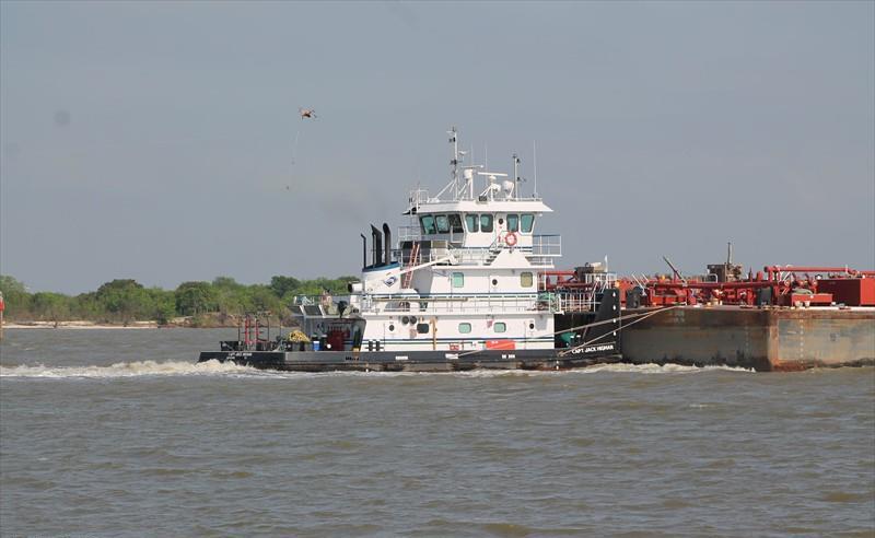 CAPT. JACK HIGMAN - Vesseljoin