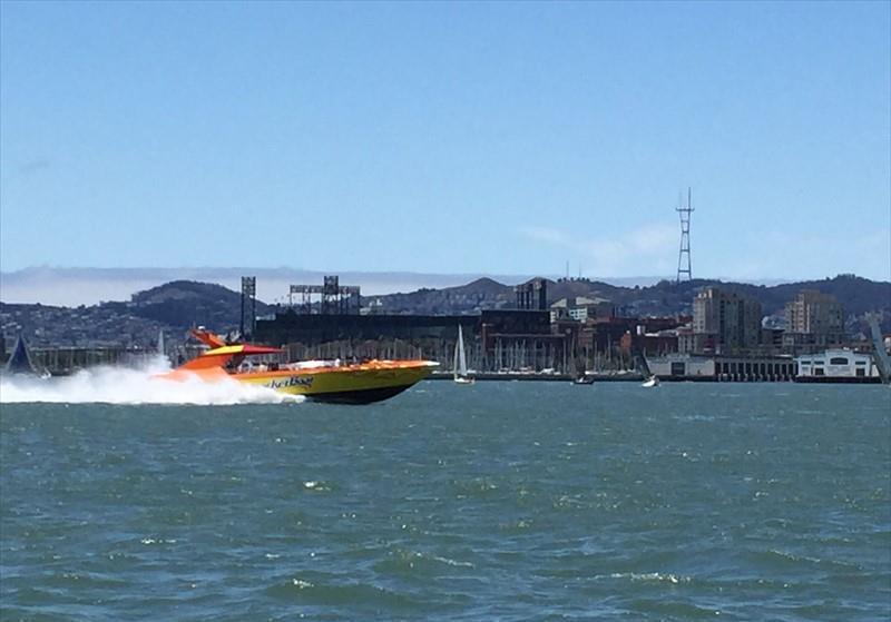 BAY ROCKET - Vesseljoin