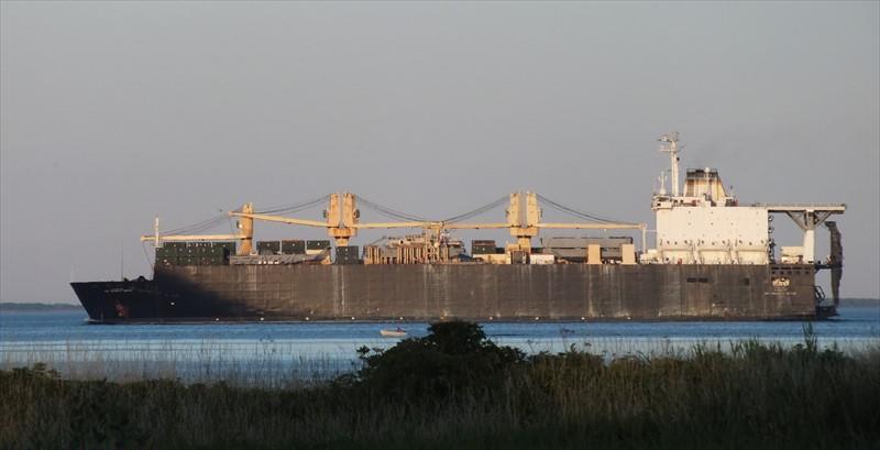 USNS SGT.WILLIAM R.BUTTON - Vesseljoin