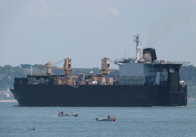 USNS SGT.WILLIAM R.BUTTON - Vesseljoin