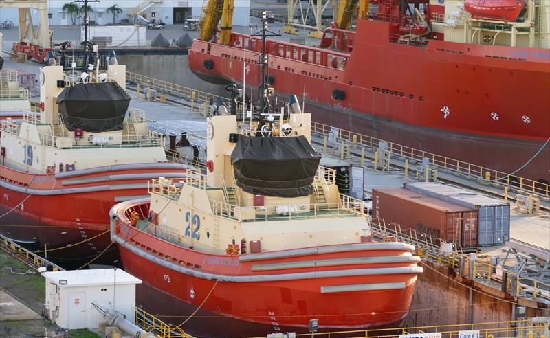 C TRACTOR 22 - Vesseljoin