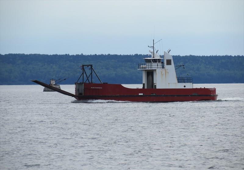 ISLAND TRNASPORTER - Vesseljoin