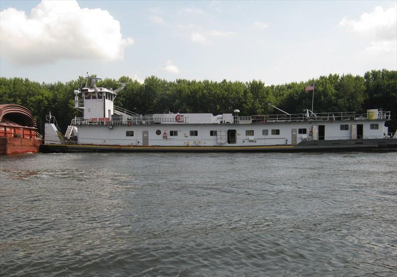 LUKE BURTON - Vesseljoin