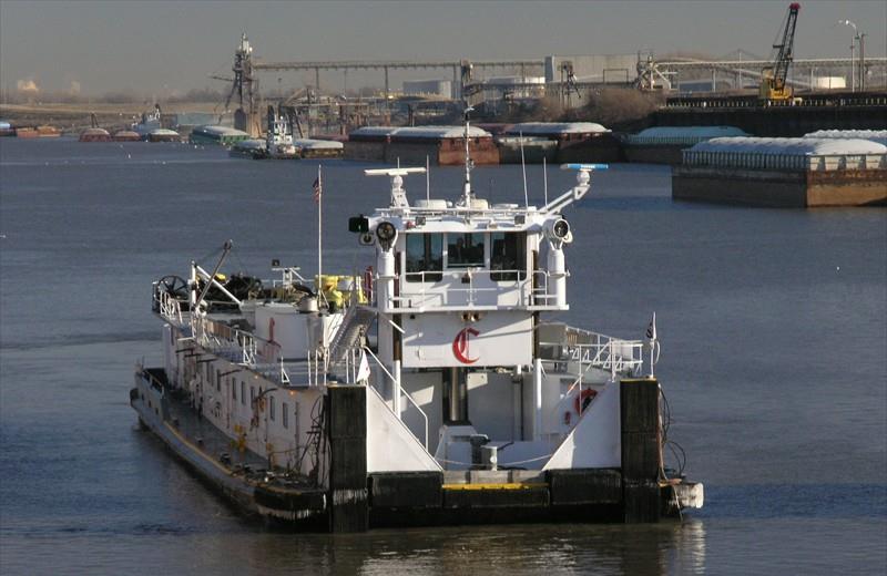 LUKE BURTON - Vesseljoin