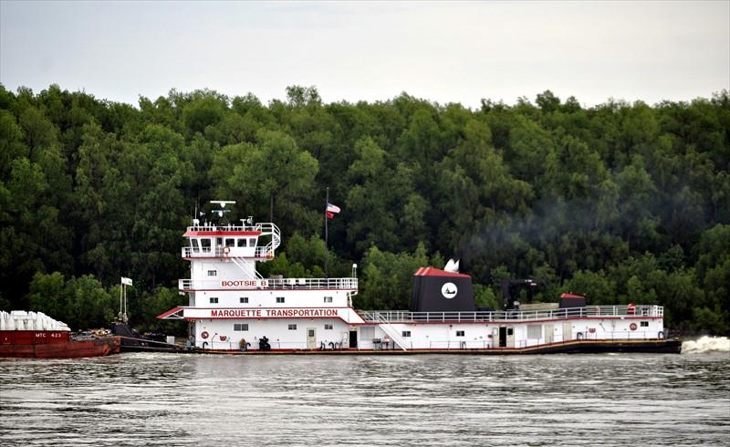 MARQUETTE LEGENDS - Vesseljoin