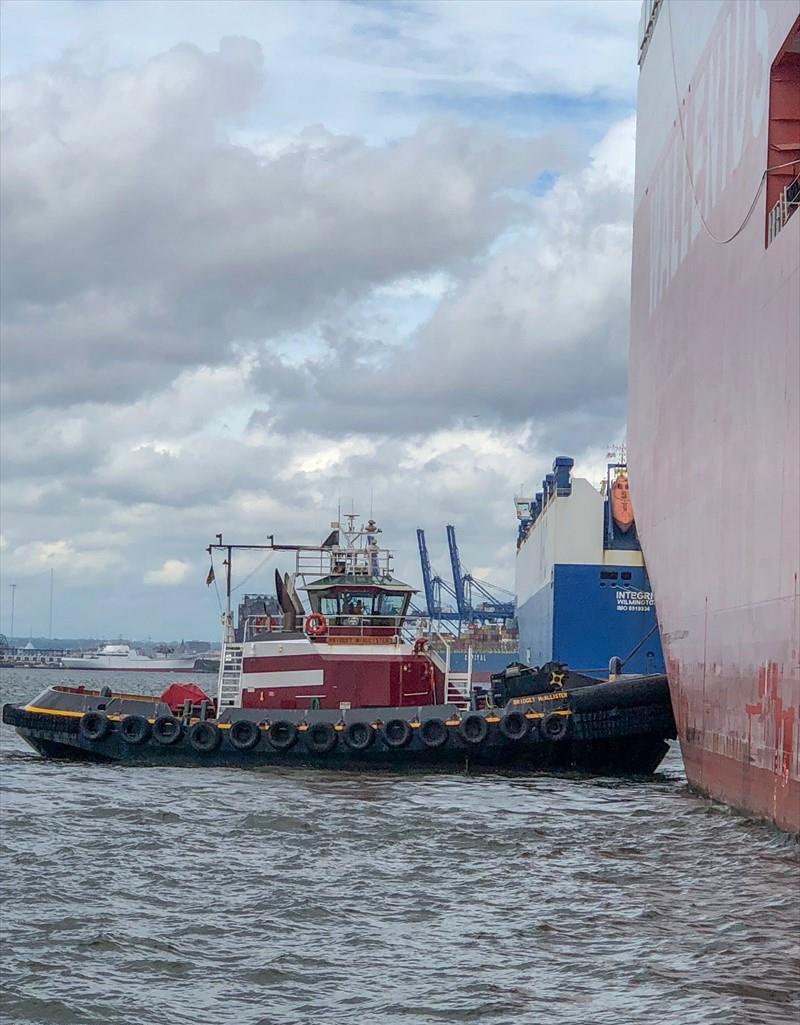 BRIDGET MCALLISTER - Vesseljoin