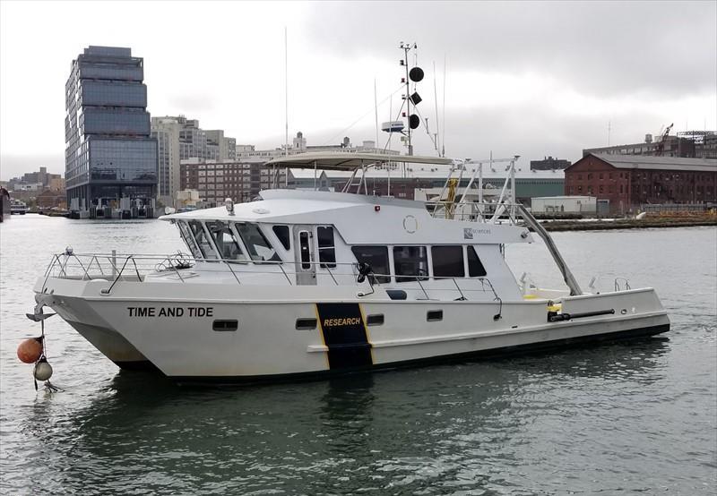 TIME AND TIDE - Vesseljoin