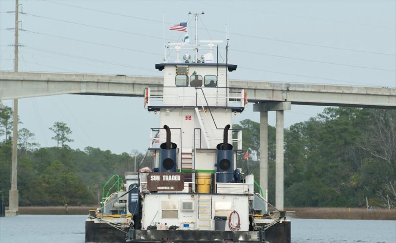 TUG SUN TRADER - Vesseljoin