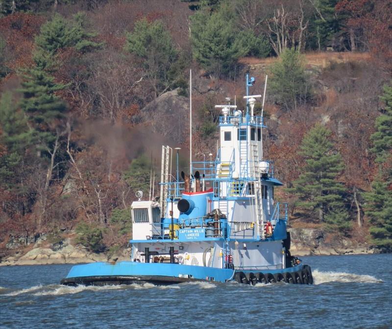 CAPT WILLIE LANDERS - Vesseljoin