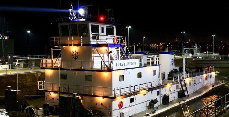 RILEY ELIZABETH - Vesseljoin