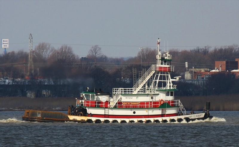 AMY E.HEBERT - Vesseljoin