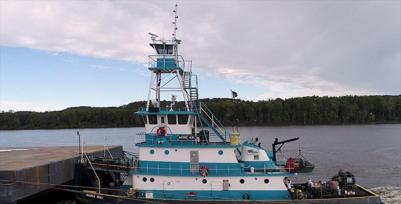 AVOREE NOEL - Vesseljoin