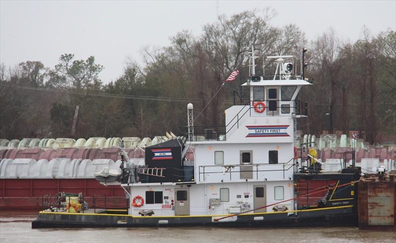 SAFETY FIRST - Vesseljoin