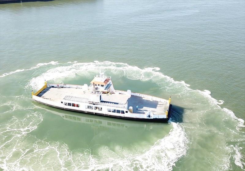 AMADEO SAENZ JR - Vesseljoin