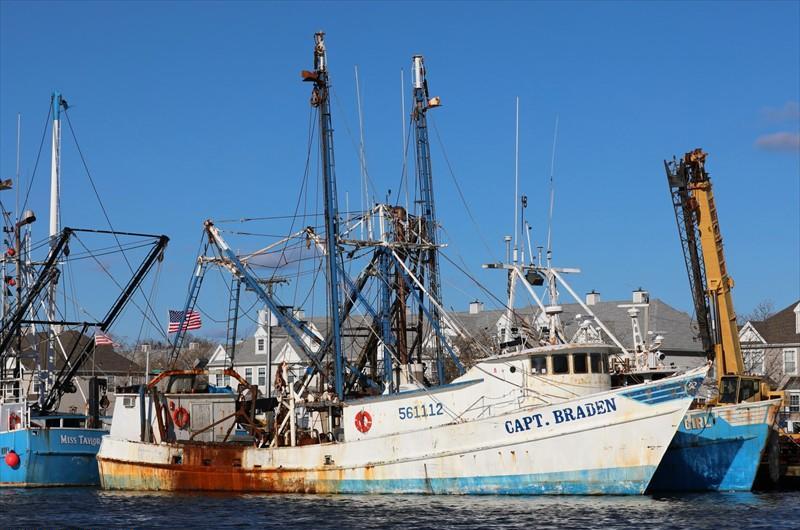 CAPTAIN BRADEN - Vesseljoin