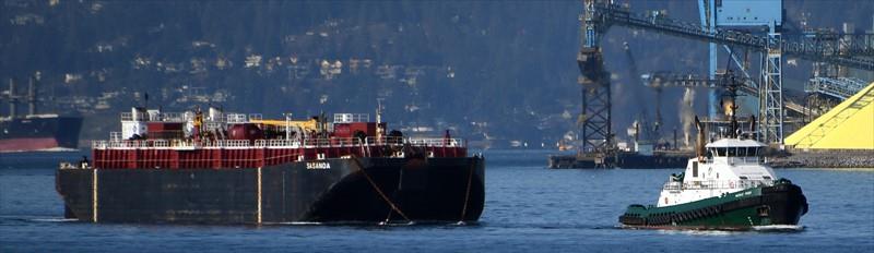 NICOLE FOSS - Vesseljoin