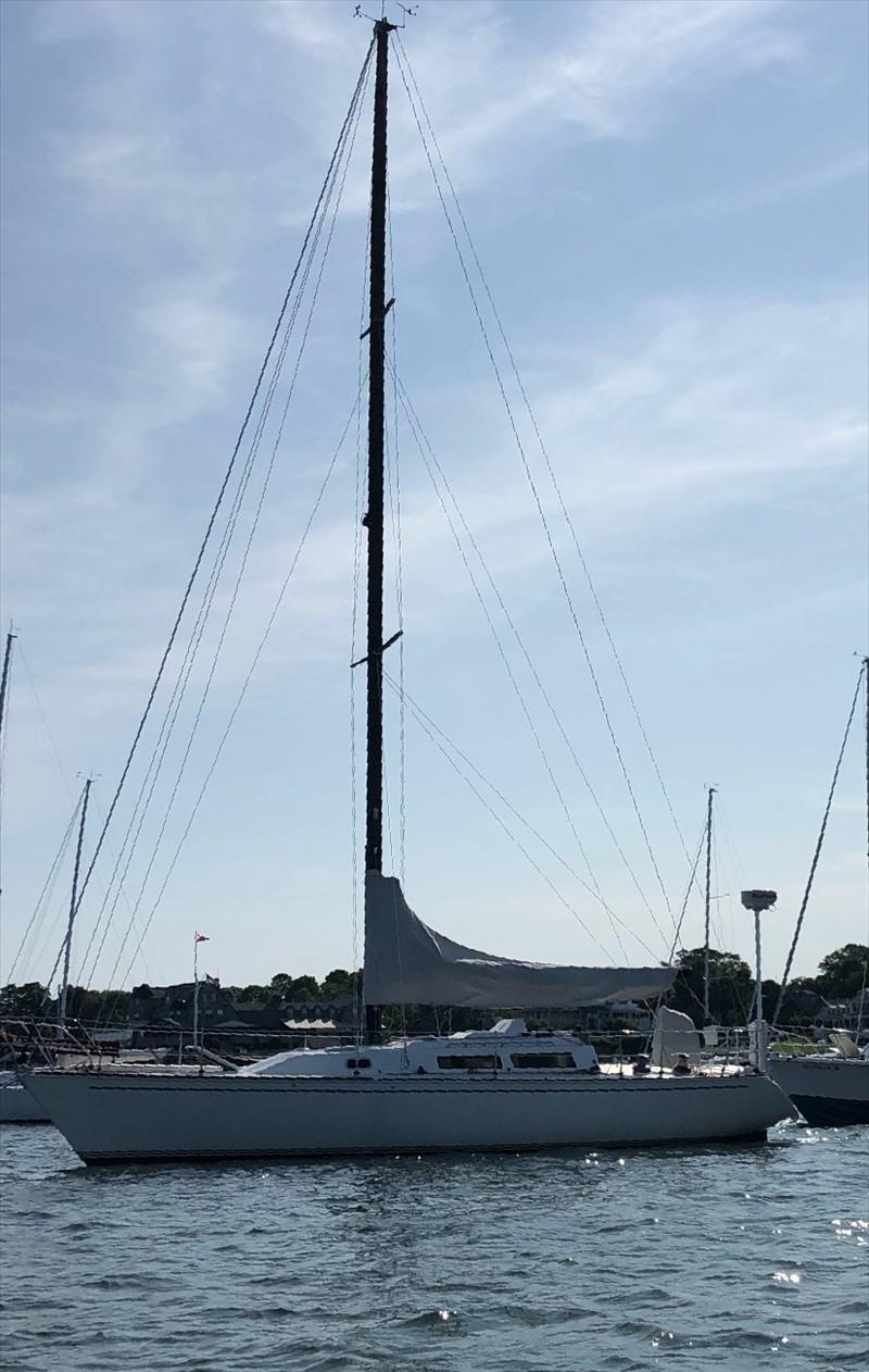 HALL PASS - Vesseljoin