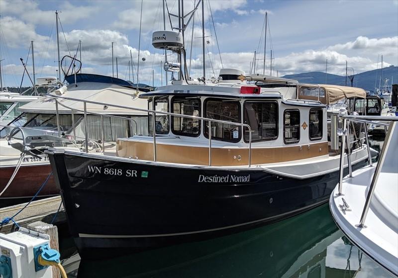 DESTINED NOMAD - Vesseljoin