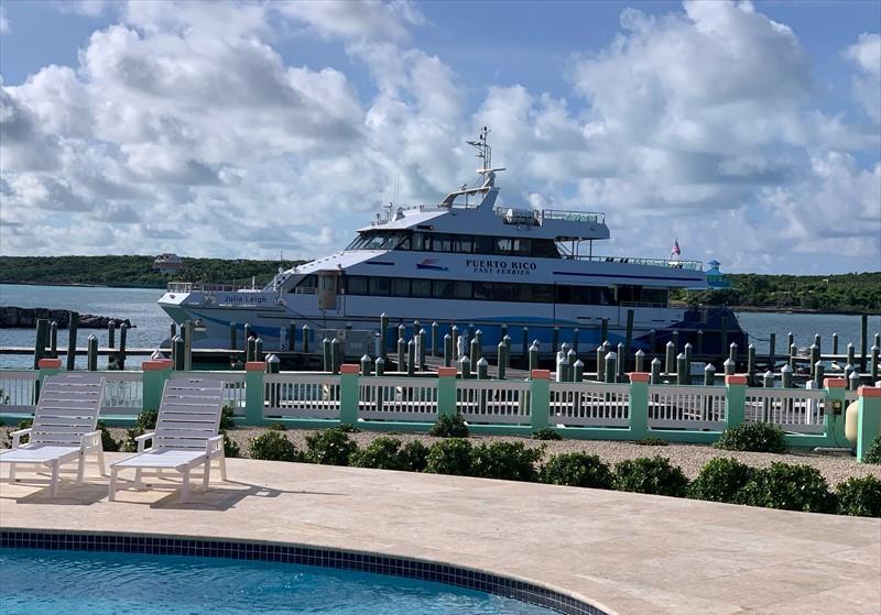 JULIA LEIGH - Vesseljoin