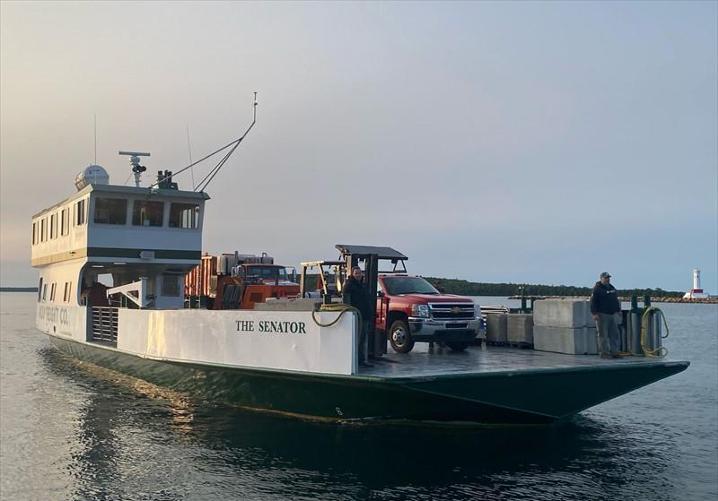 THE SENATOR - Vesseljoin