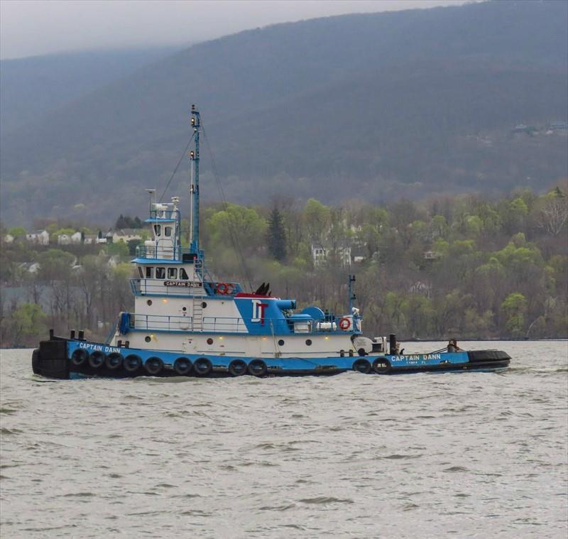 CAPTAIN DANN - Vesseljoin