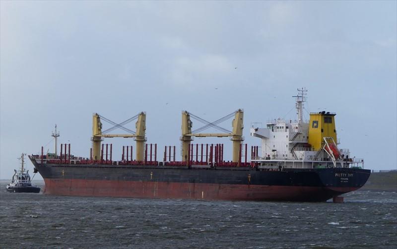 PRETTY IVY - Vesseljoin