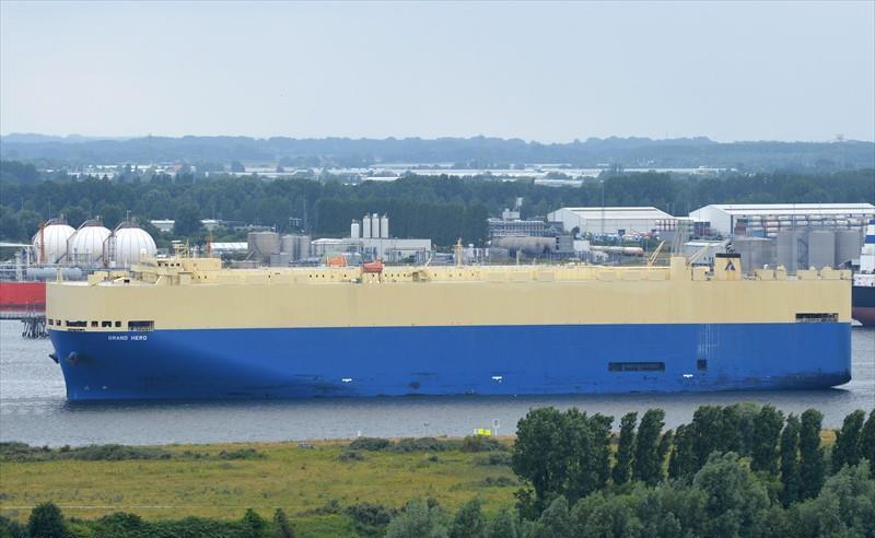 GRAND HERO - Vesseljoin