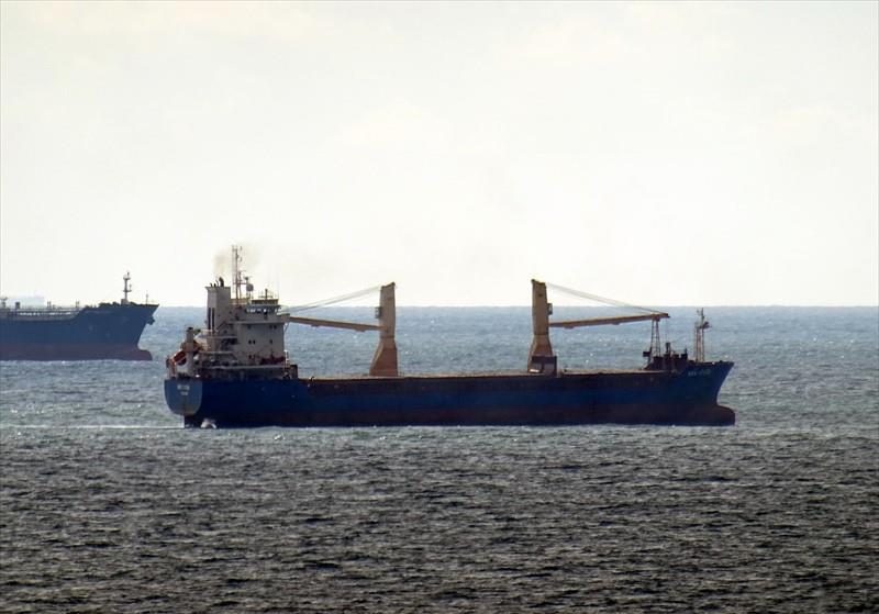 RED TITAN - Vesseljoin