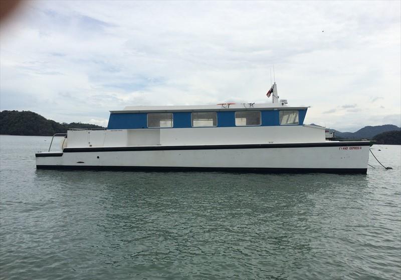 ISLAND EXPRESS II - Vesseljoin