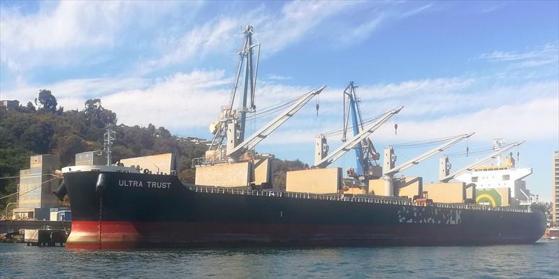 ULTRA TRUST - Vesseljoin