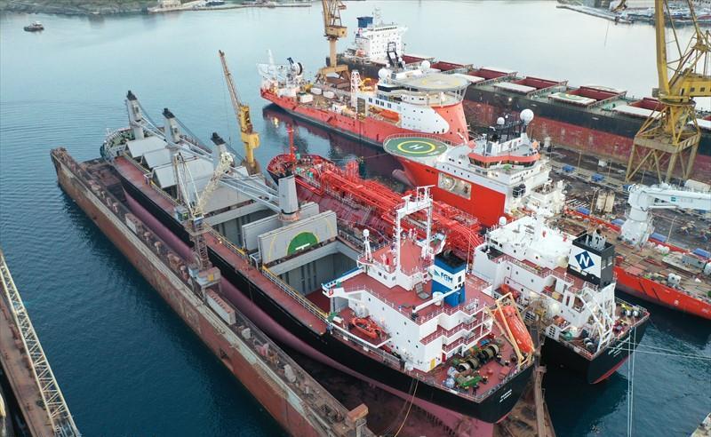 LUCKY TRADER - Vesseljoin