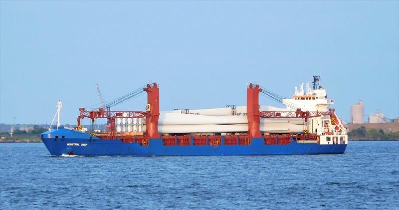 ORIENT PLUTO - Vesseljoin