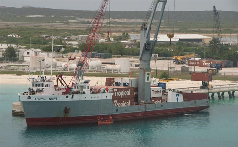 TROPIC NIGHT - Vesseljoin