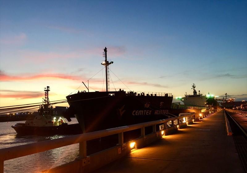 CEMTEX HUNTER - Vesseljoin