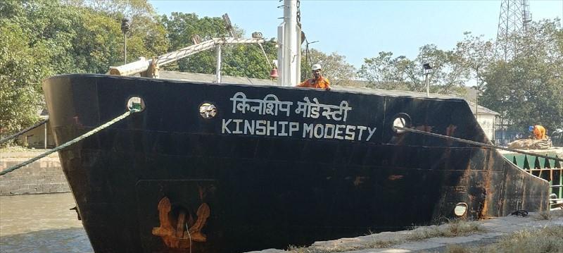 KINSHIP MODESTY - Vesseljoin