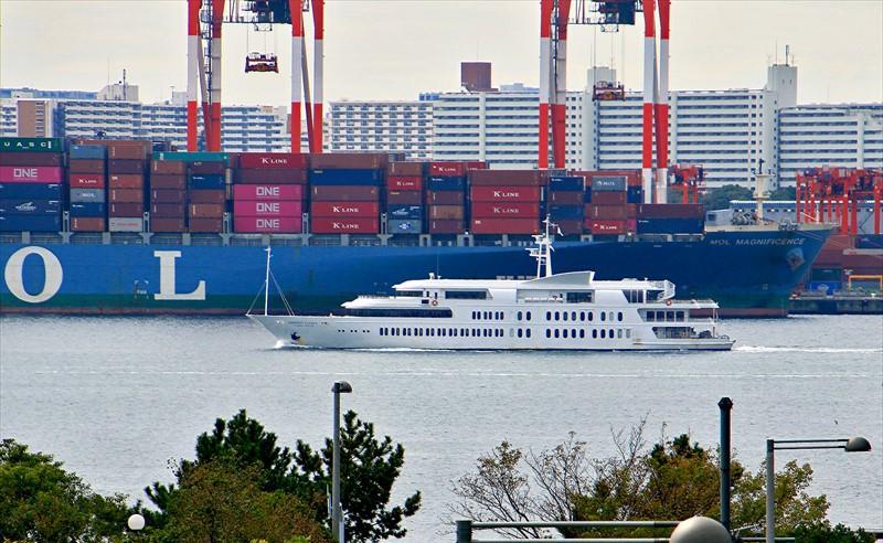 SYMPHONY CLASSICA - Vesseljoin