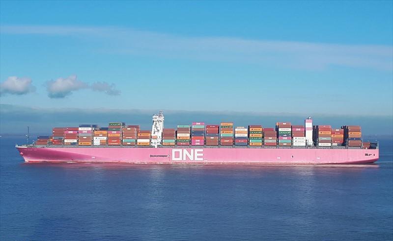 ONE BLUE JAY - Vesseljoin