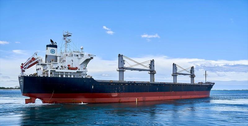 KHARIS TRINITY - Vesseljoin