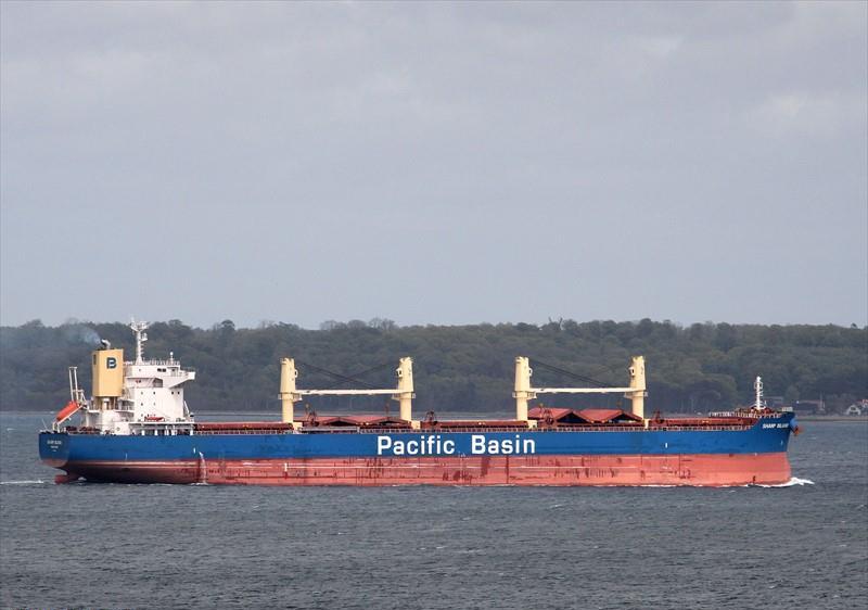 SHARP ISLAND - Vesseljoin